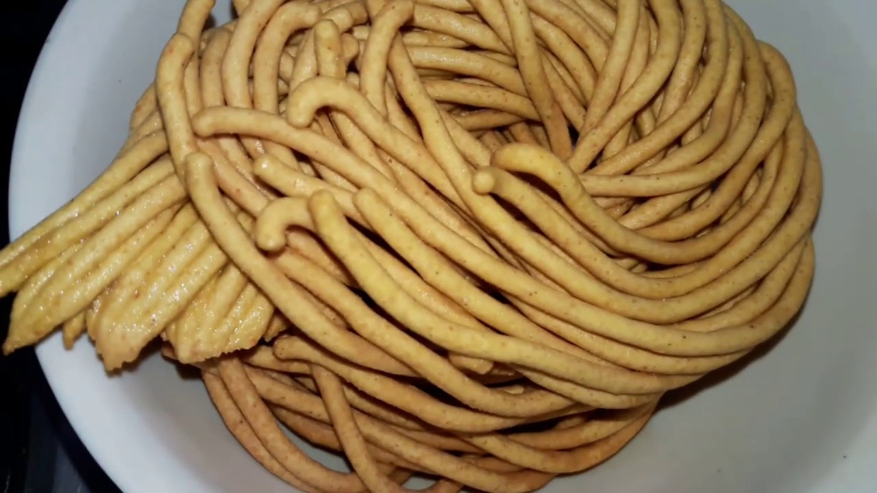 Homemade Besan Sev Recipe | Crispy Besan Sev - YouTube