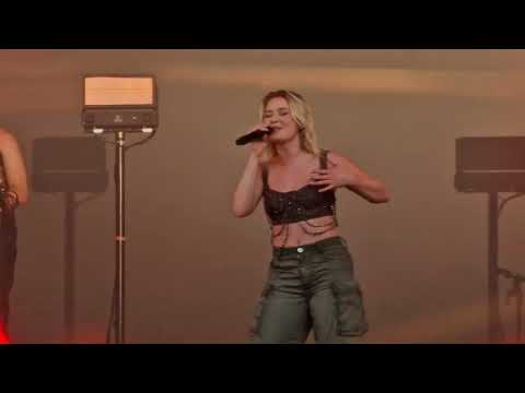 Zara Larsson - Ain't My Fault/Bad Boys/Wow (Live at Slottsfjell, Norway 13.07.2023)