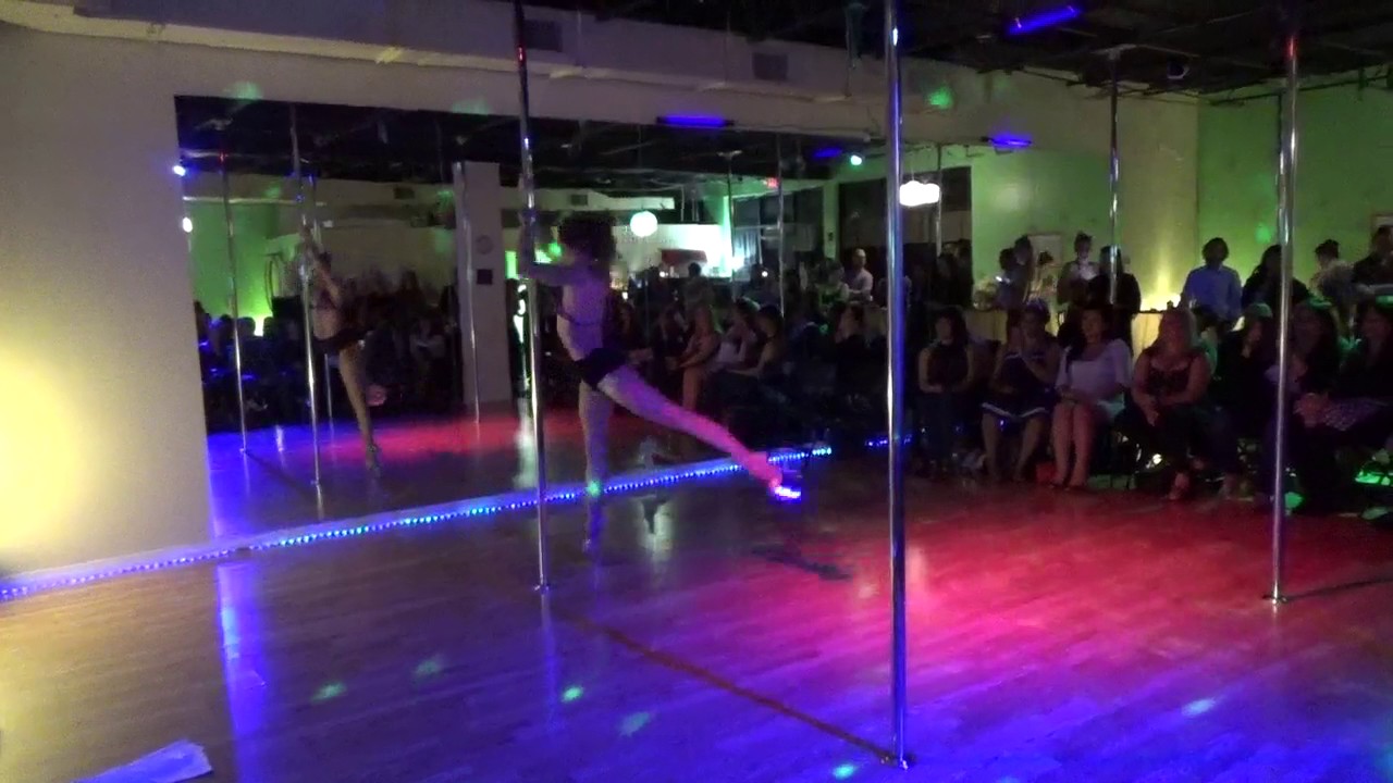 Sarah Jade at Buttercup 5 Year Anniversary - YouTube