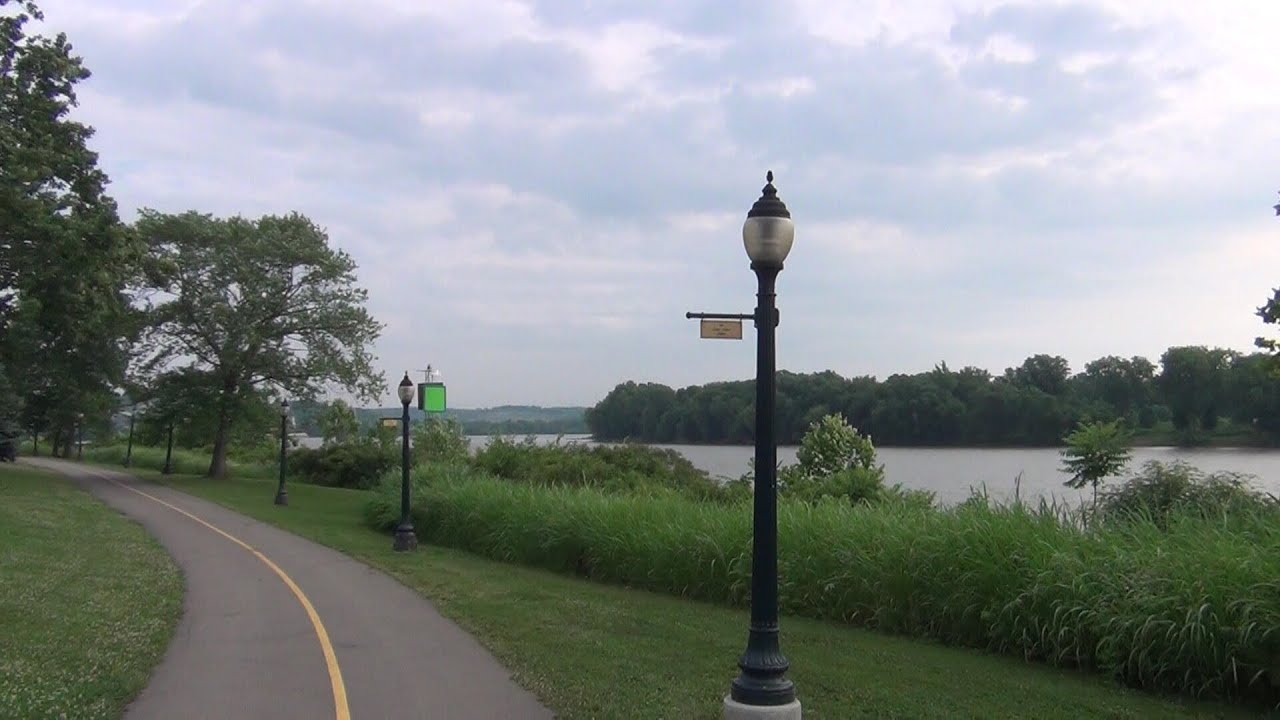 Lesko Park Walking Trail - YouTube