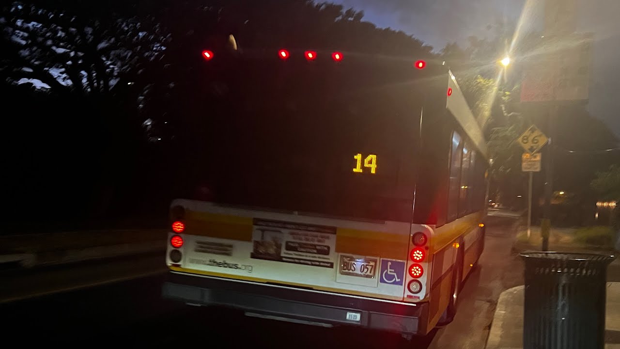 [TheBus, Honolulu 2010 Gillig LowFloor 35’] [Oahu] Honolulu Bus #057 ...