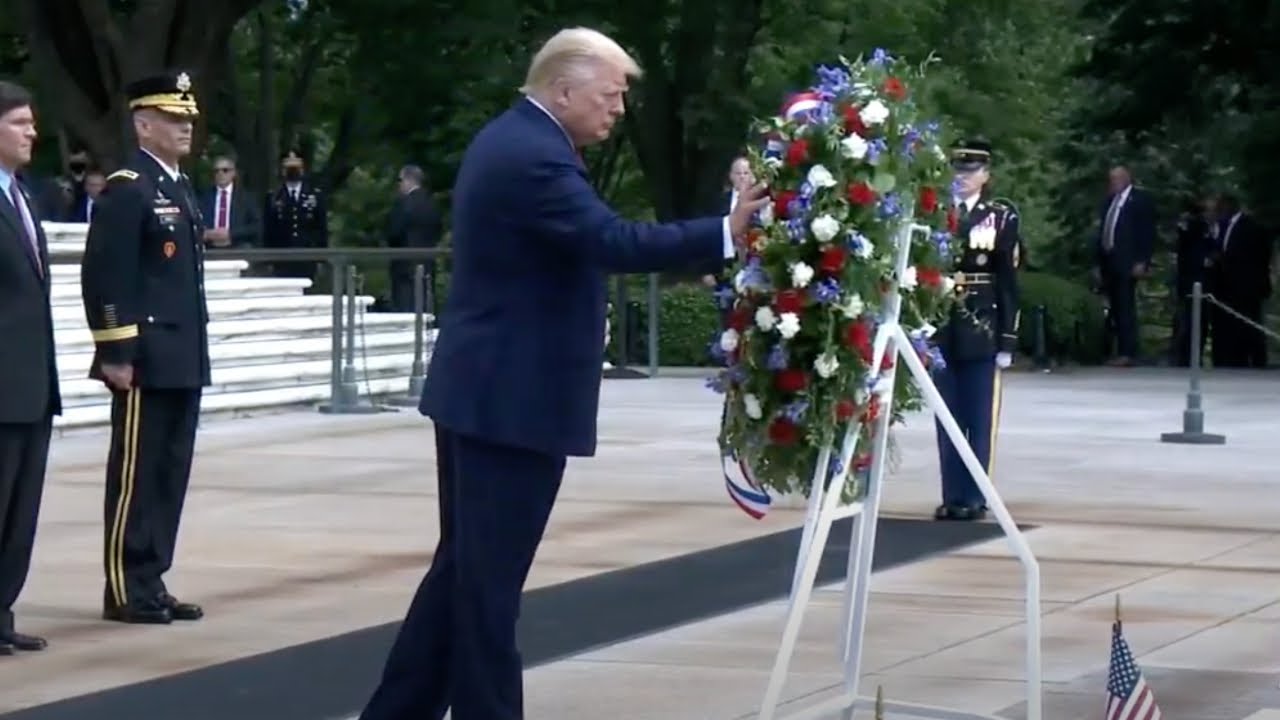 HONORING HEROES: President Trump Wreath Laying Ceremony at Arlington on ...