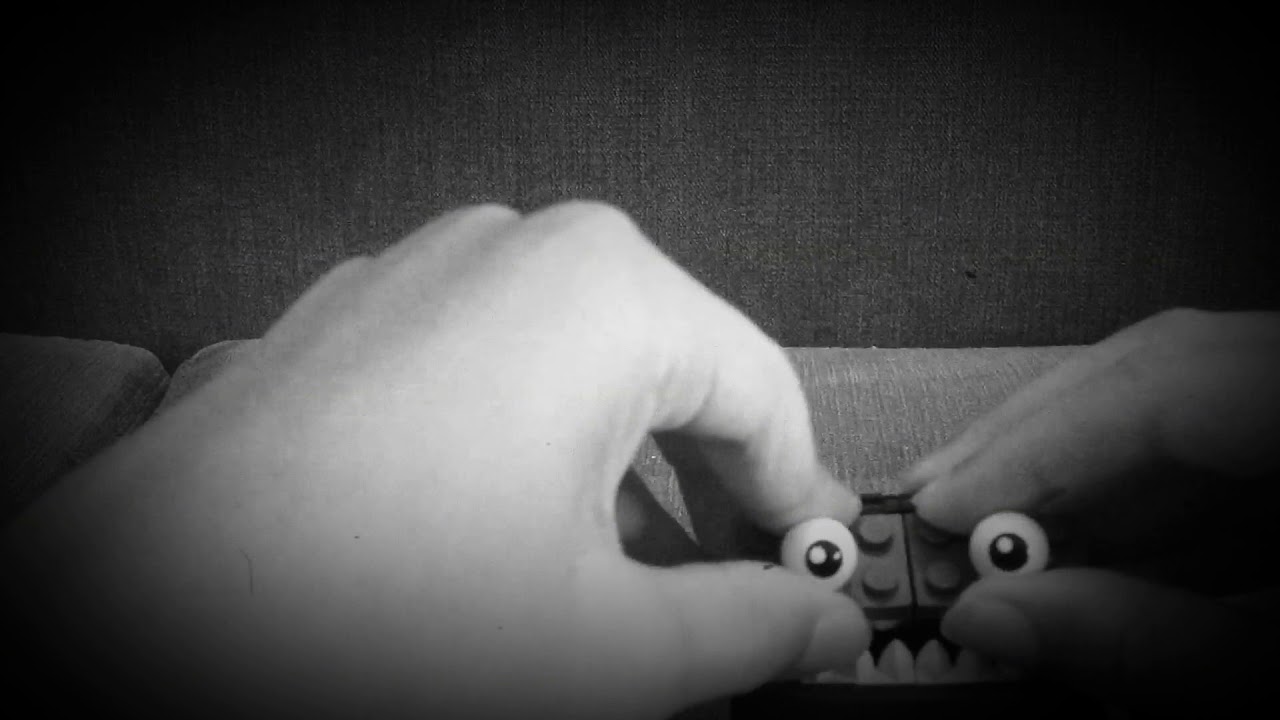 Way That You Eat a Fish (Mixels Real Life) - YouTube