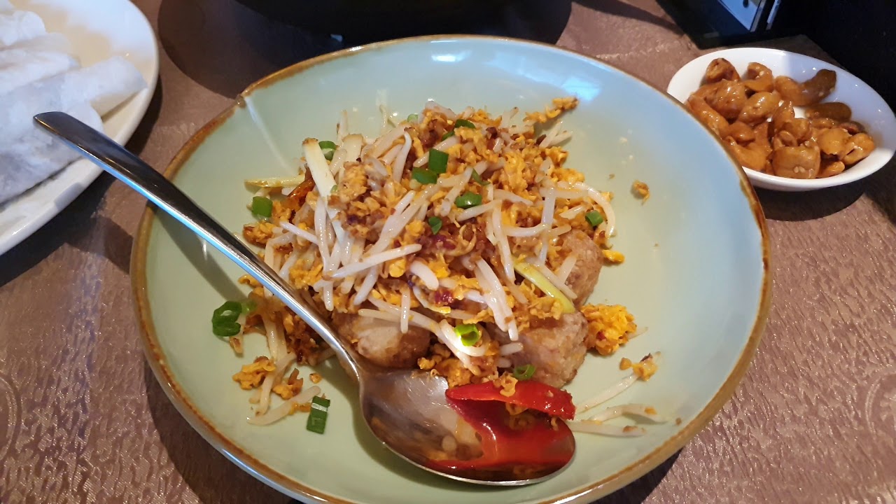 Taste Paradise ION Singapore - YouTube