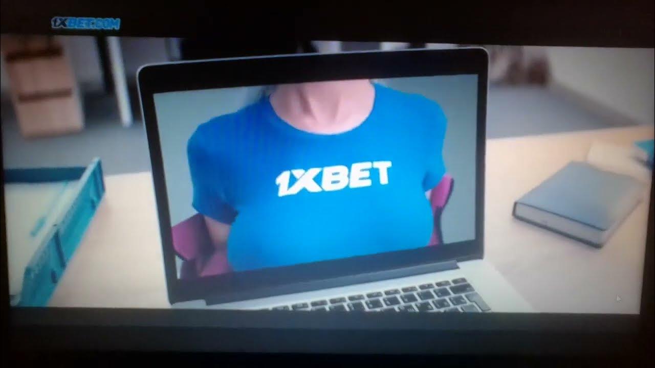 Comercial 1XBET en Español latino (En la Oficina viendo Eva elfie) - YouTube