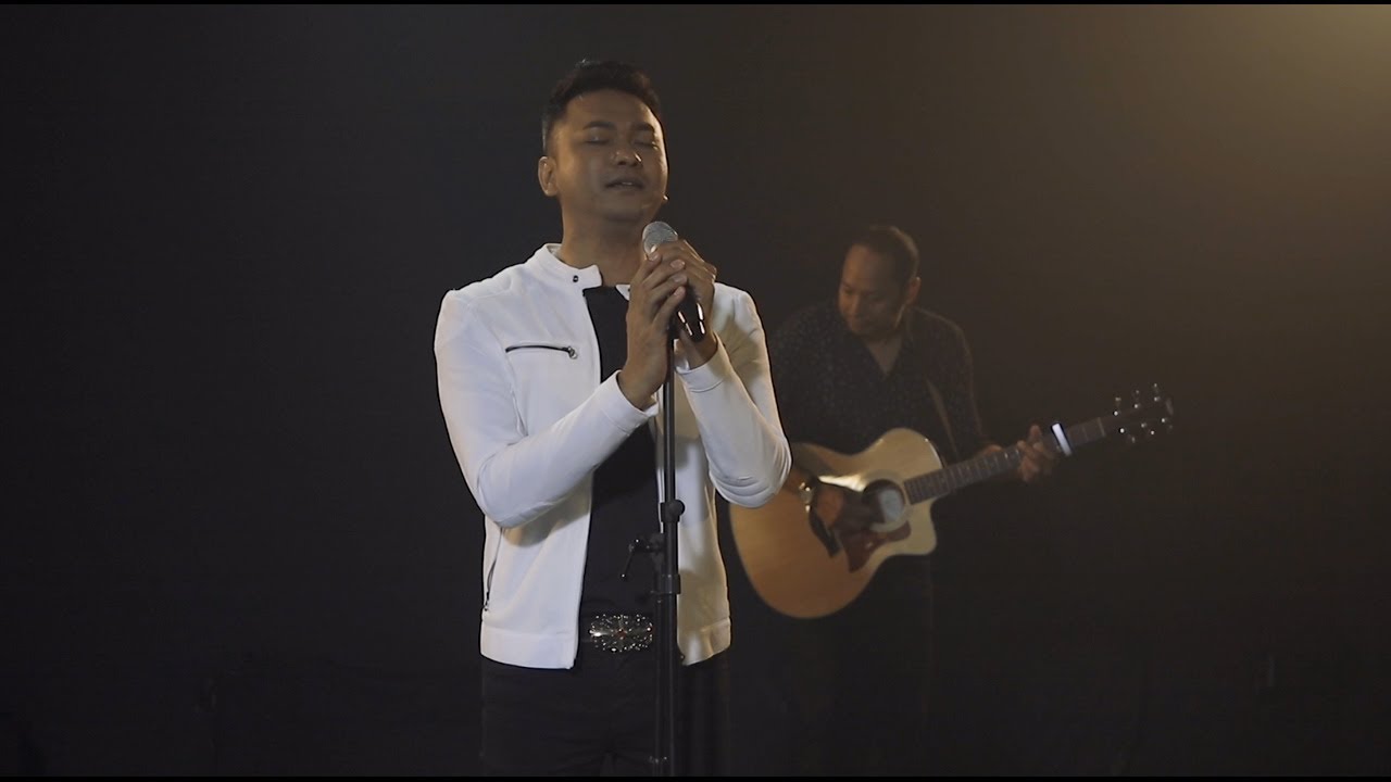 IV Htoo - Casa Mia [Official MV] - YouTube Music