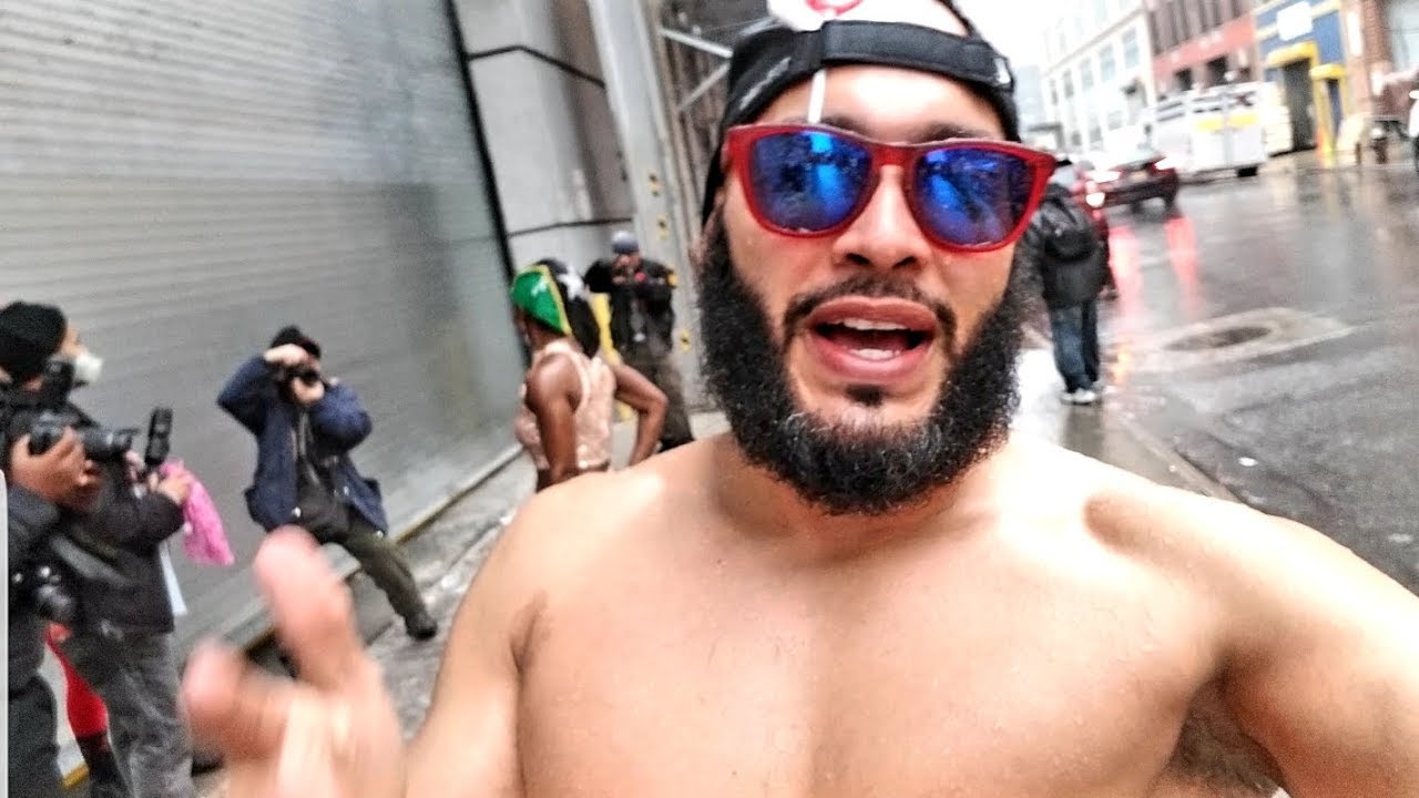 Running In My Undies In NYC | Cupids Run NYC | #FunRun - YouTube
