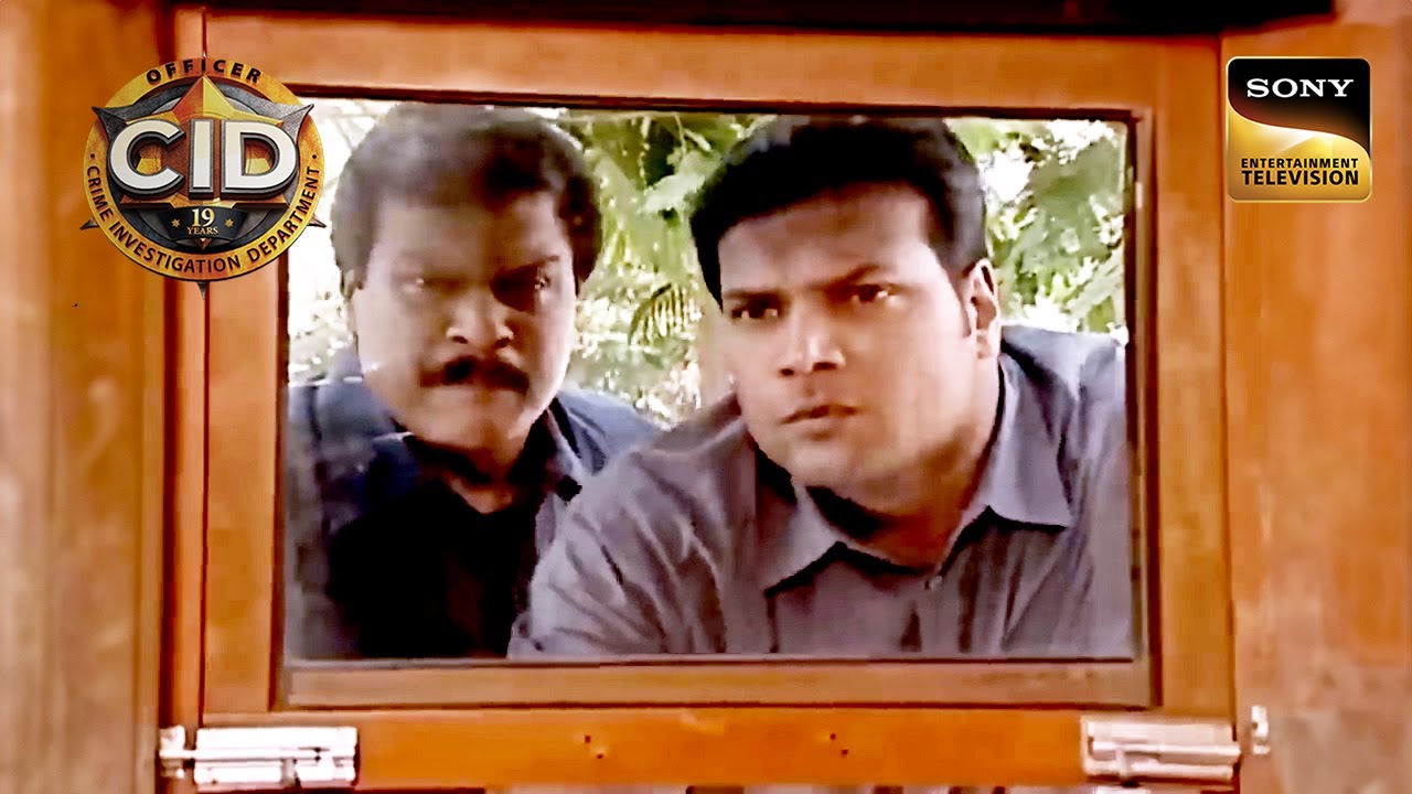 Security Room में क्यों झाँक रहे हैं Daya और Freddy? | CID | Best Of ...
