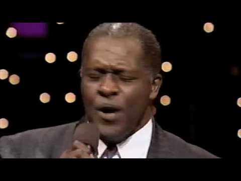 Pop Winans Singing "Holding On" - YouTube