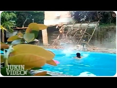 Slackline Pool Fail Brings Down The House - YouTube
