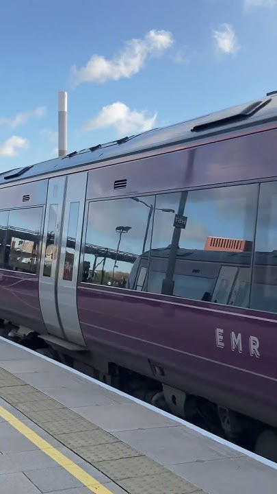 Emr Regional Class 170504 Arriving Into Nottingham Youtube