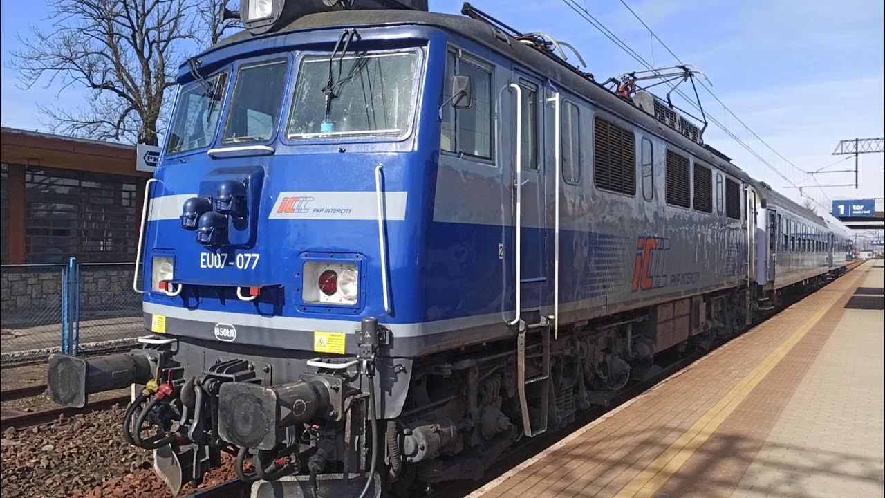 EU07-077 TLK Malinowski - YouTube