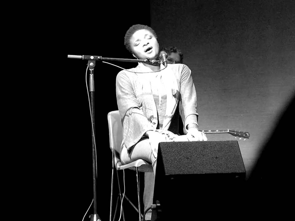 Lizz Wright - Amazing Grace (a capella) - YouTube