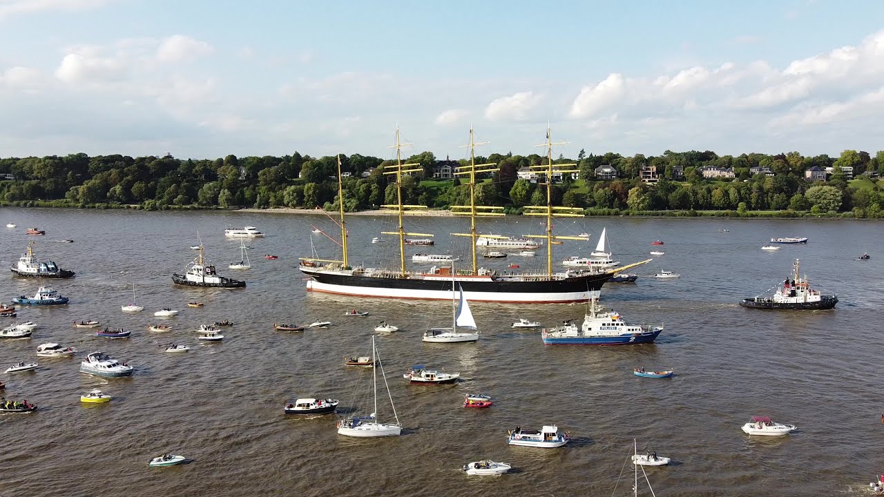 Flying P-Liner "Peking" kommt nach Hause - YouTube