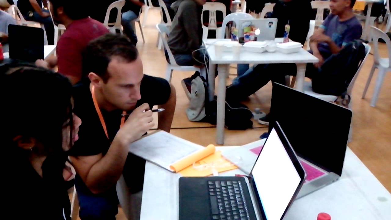 Ron Hose judging at #WebGeekDevCup - YouTube