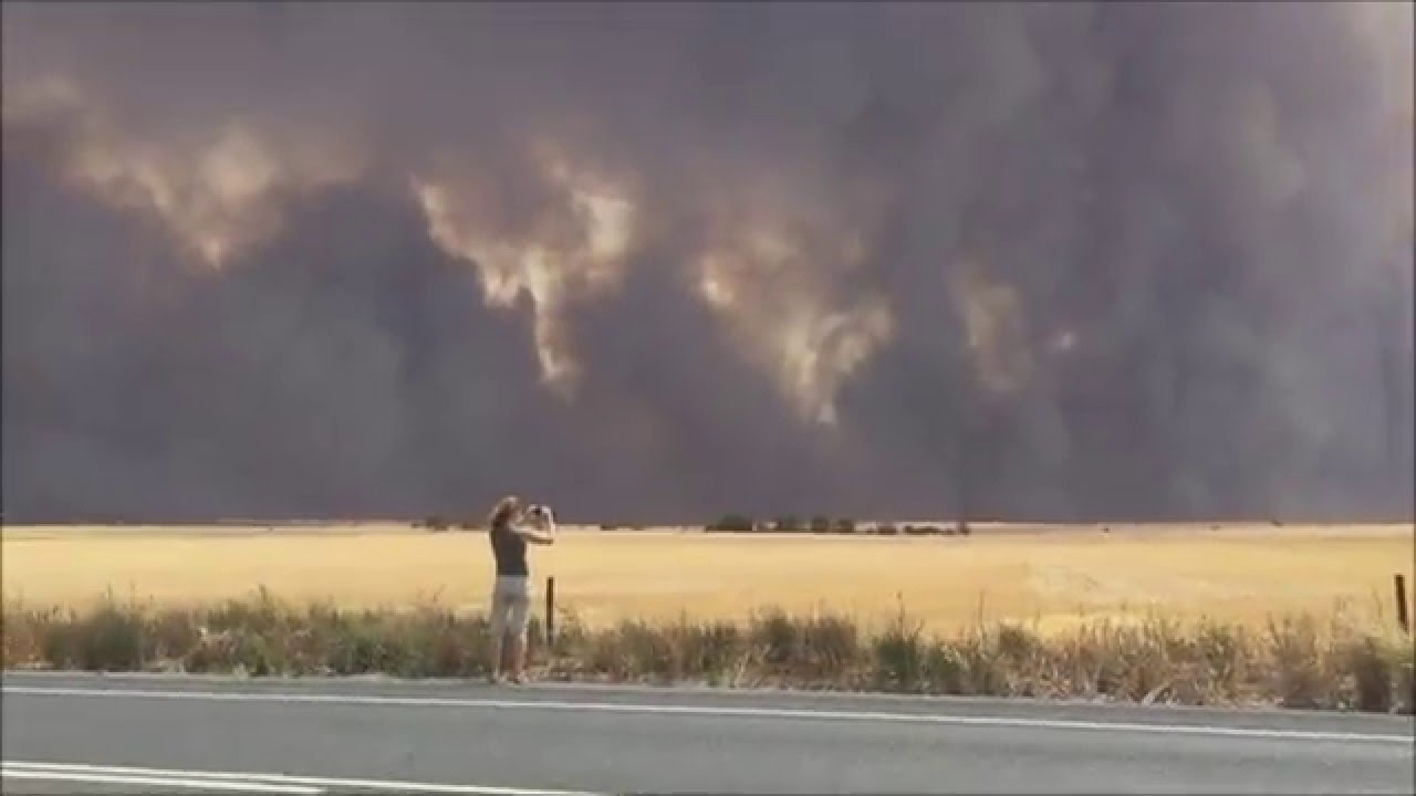 Horrific Australia Pinery bush fire. Peter Rosenfeld lucky escape ...