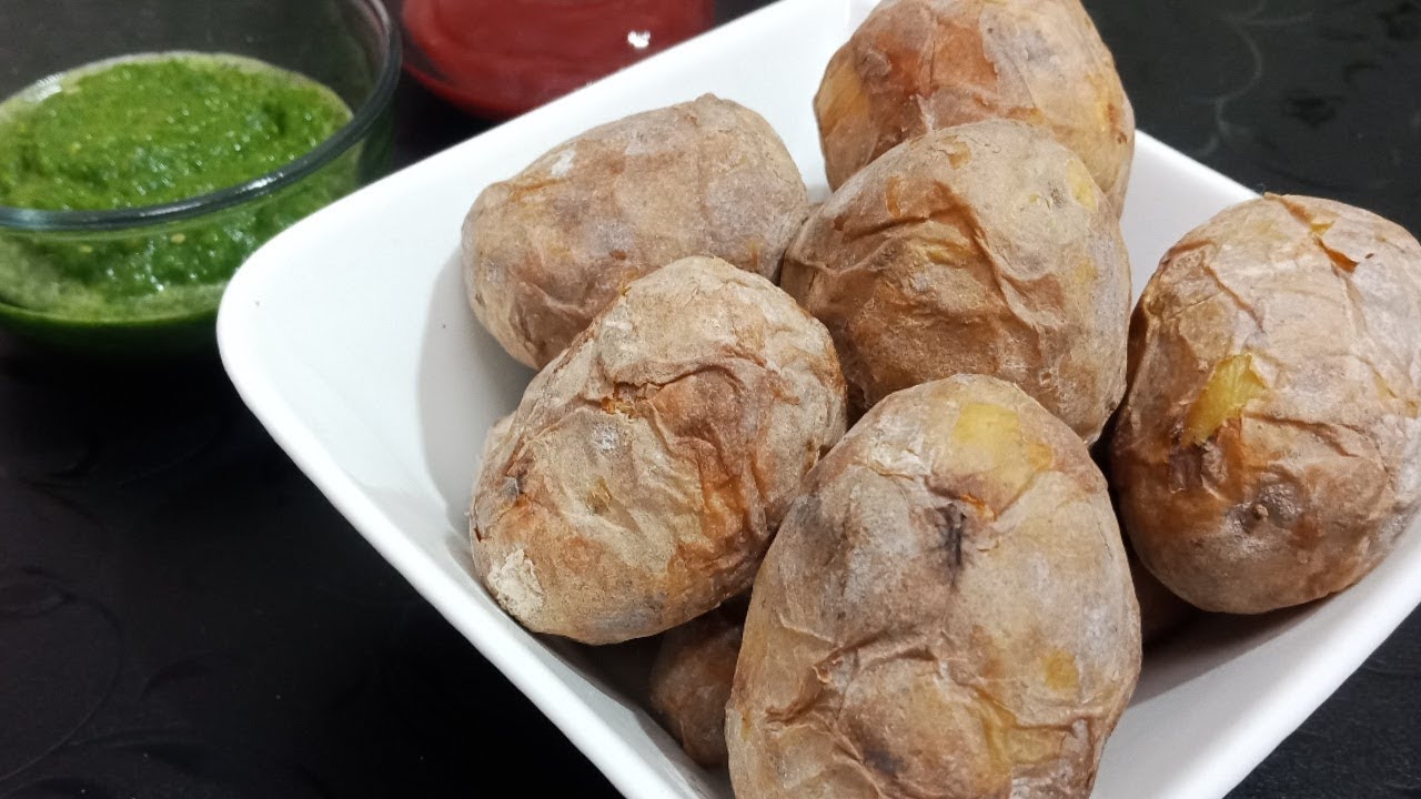 आलू को भूनें अब नए तरीके अब नहीं जरूरत ओवन कंडे या उपले की / Roasted ...