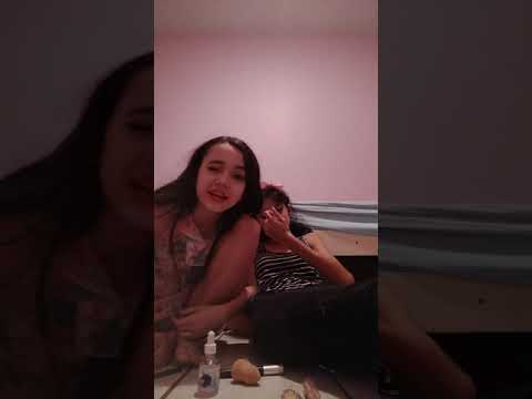 Minha amiga maquiando a dona do canal de olhos fechados parte 3