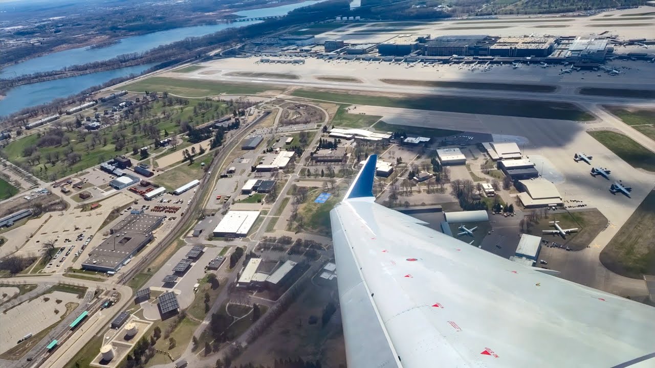 Delta Connection (Endeavor Air) Mitsubishi CRJ-900LR Takeoff From ...