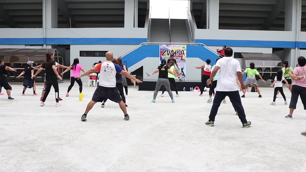 Free zumba in Imus Grand Stand and track oval - Imus Cavite - YouTube