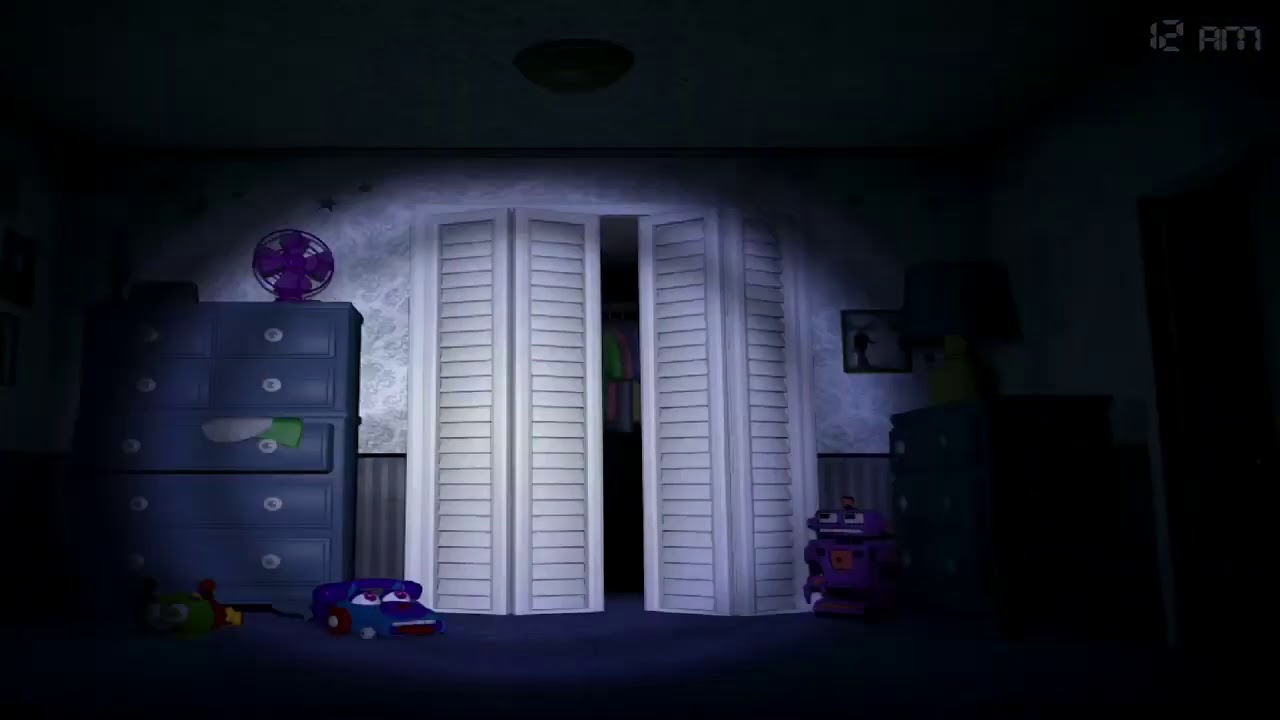 NIGHTMARE FOXY IN HALLWAY!!! - YouTube