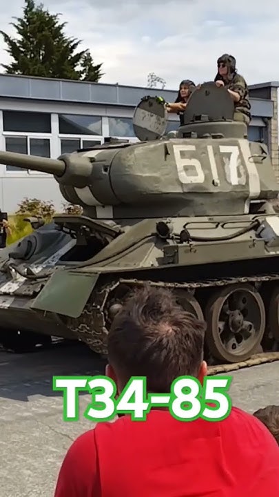 Le retour du T34-85 russe !! #saumur #t3485 #ww2 #edit je remets ce short que j'avais adoré 😁😁 ...