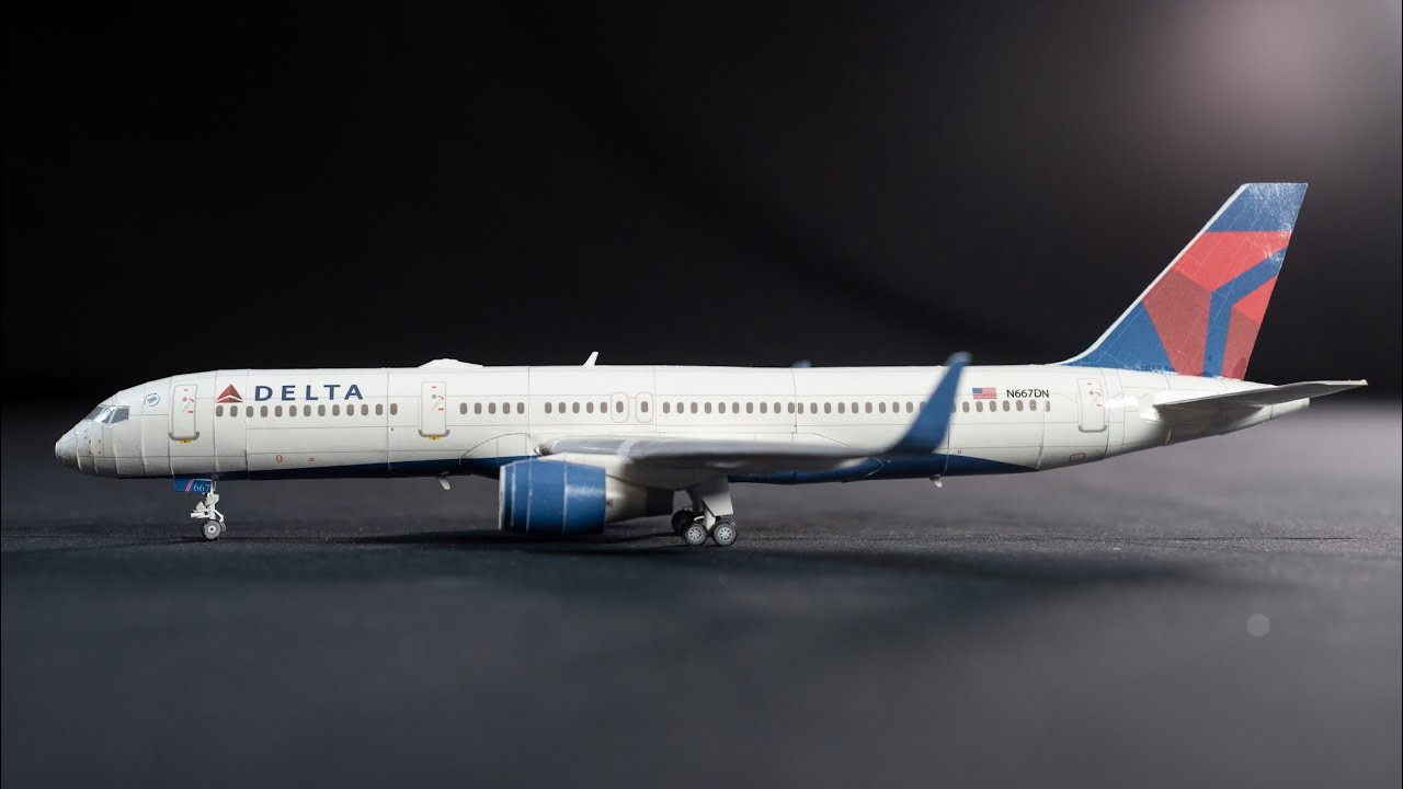 1/144 Delta Boeing 757-200 | Hermercraft Paper Model - YouTube