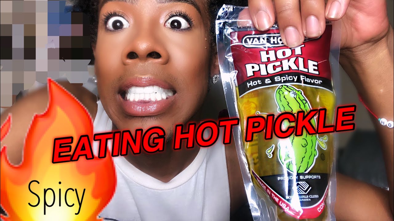 VLOGMAS DAY 15: EATING A HOT PICKLE 🥒🔥| MUKBANG | ASMR - YouTube