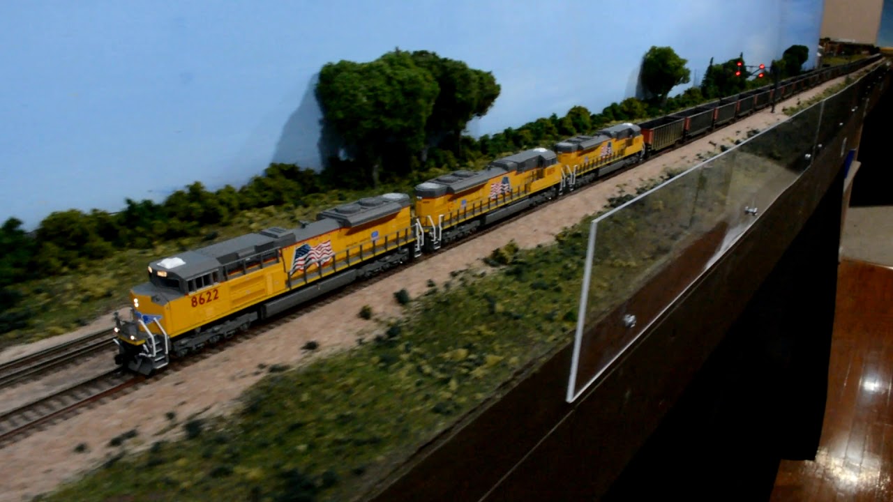 N scale UPRR Geneva Sub Westbound Run - YouTube