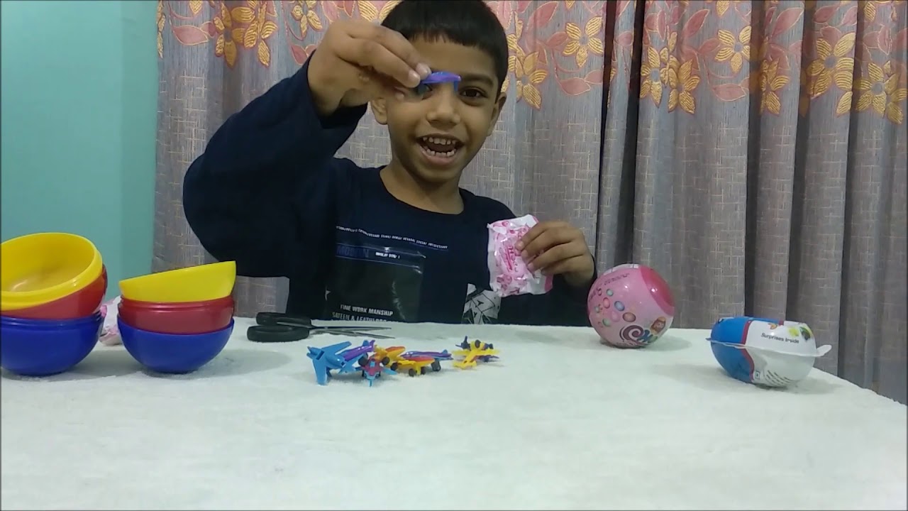 Colours Learnning with Choco Bean plastic cover Ball II Mubin & Mahmud ...
