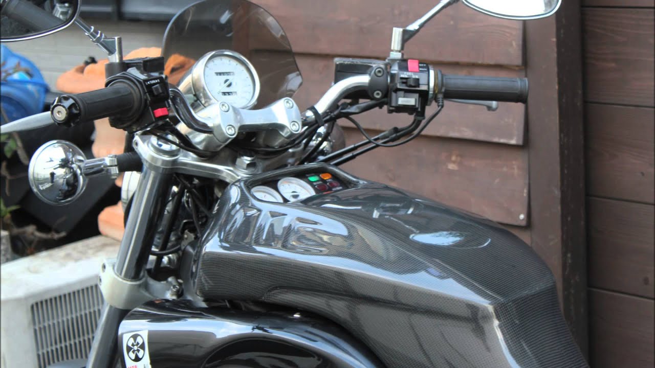 Yamaha V-Max Over Racing - YouTube