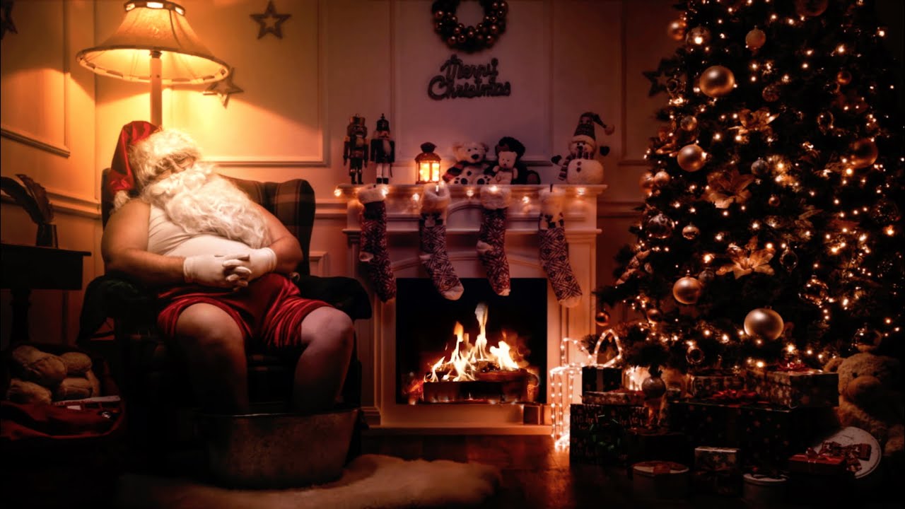 Dreaming Santa's Lullaby: Soft Instrumental Christmas Ambience for the ...