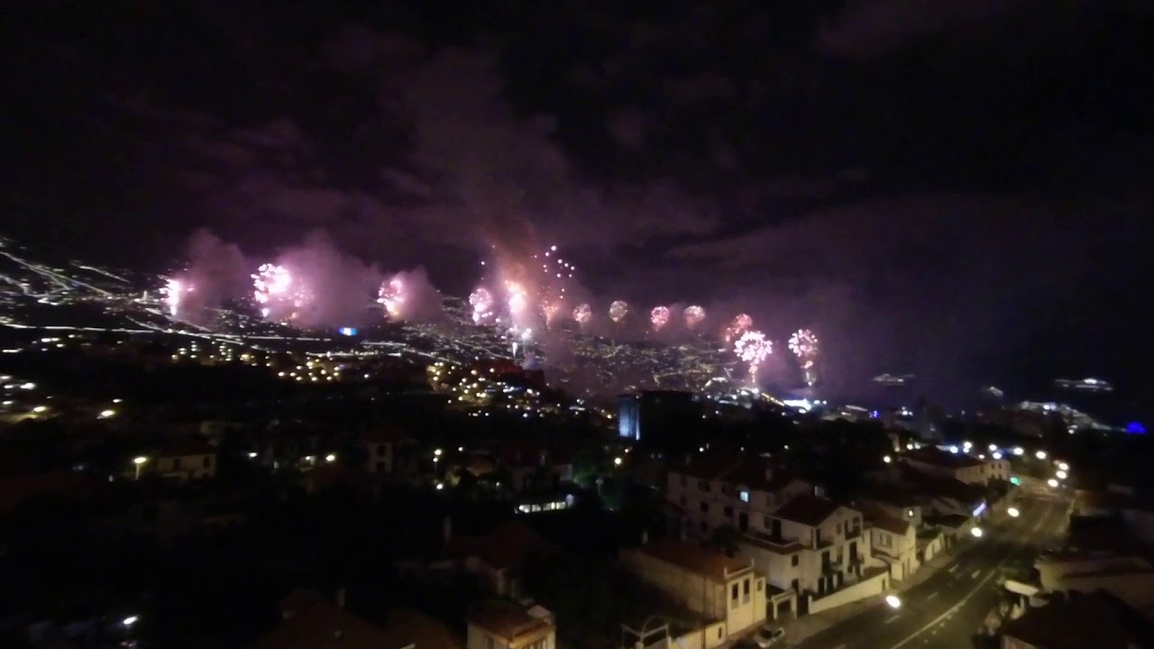 Madeira fireworks 2020 - YouTube