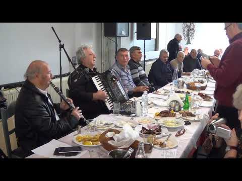 ΛΕΧΡΙΤΕΣ & ΕΠΙΜΕΝΟΥΜΕ ΠΑΡΑΔΟΣΙΑΚΑ Νο 6 - YouTube