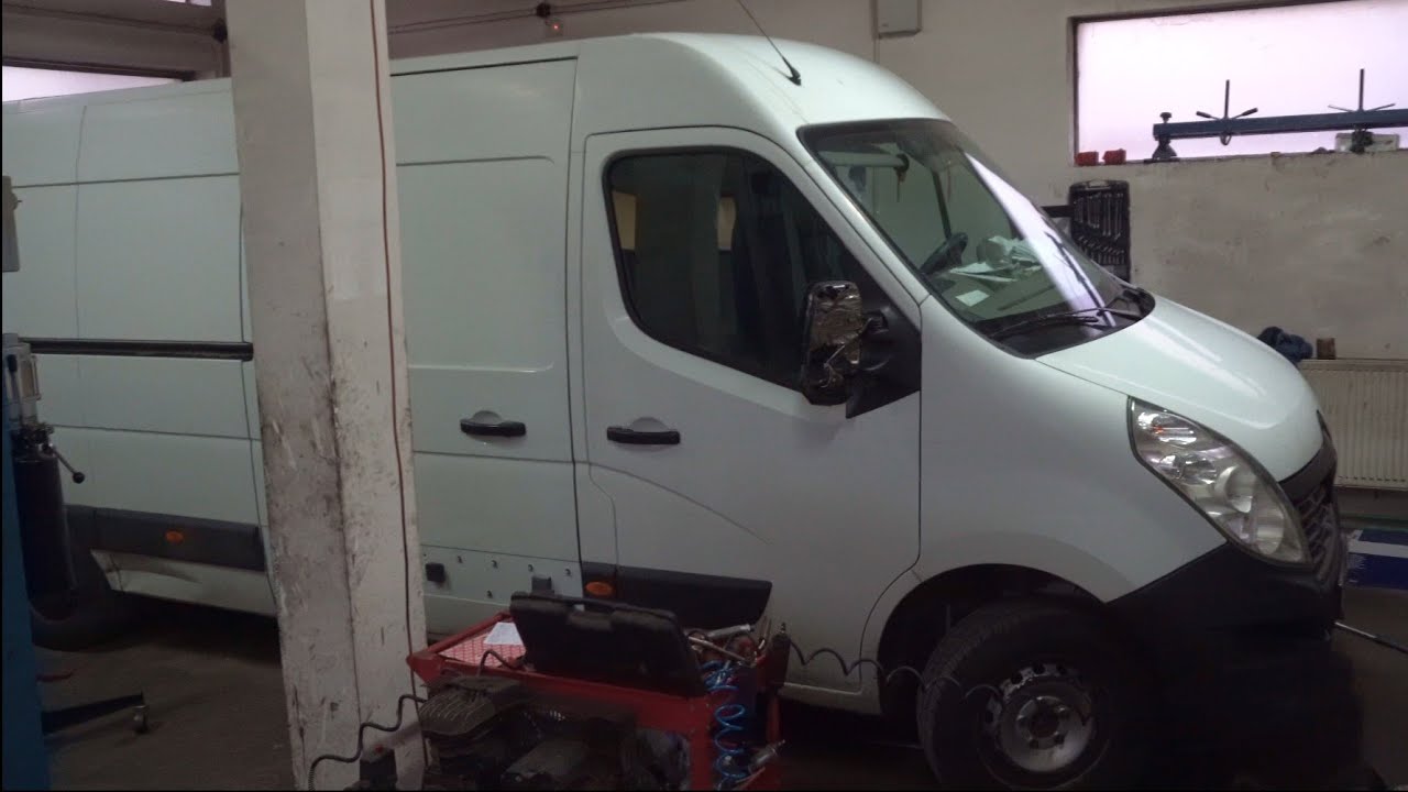 Renault Master dCi 125 (Brake pads, ATE 604856) - YouTube