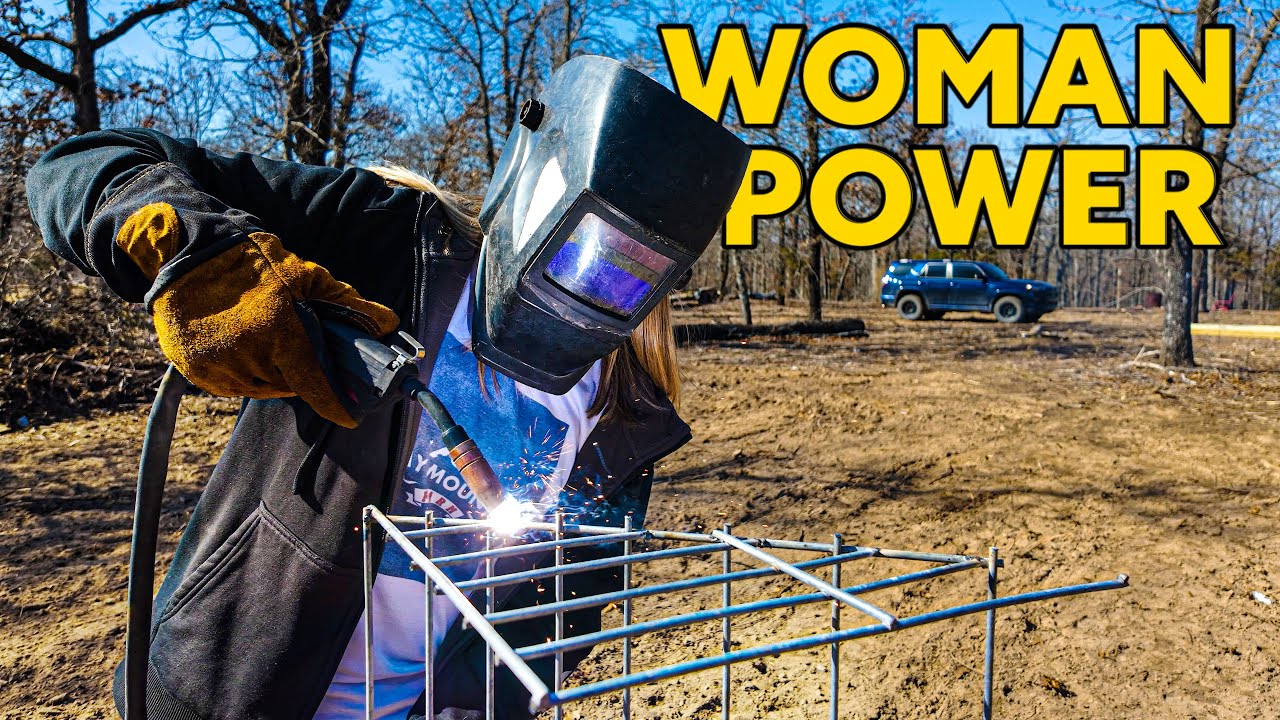 Danielle's Project Comes To LIFE!! DIY Farm Girl - YouTube