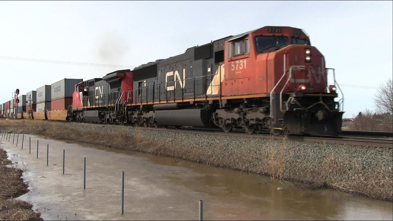 CN Train Spotting HD: CN 5731 & 2191 Leads CN 198 East At Acheson AB 5/ ...