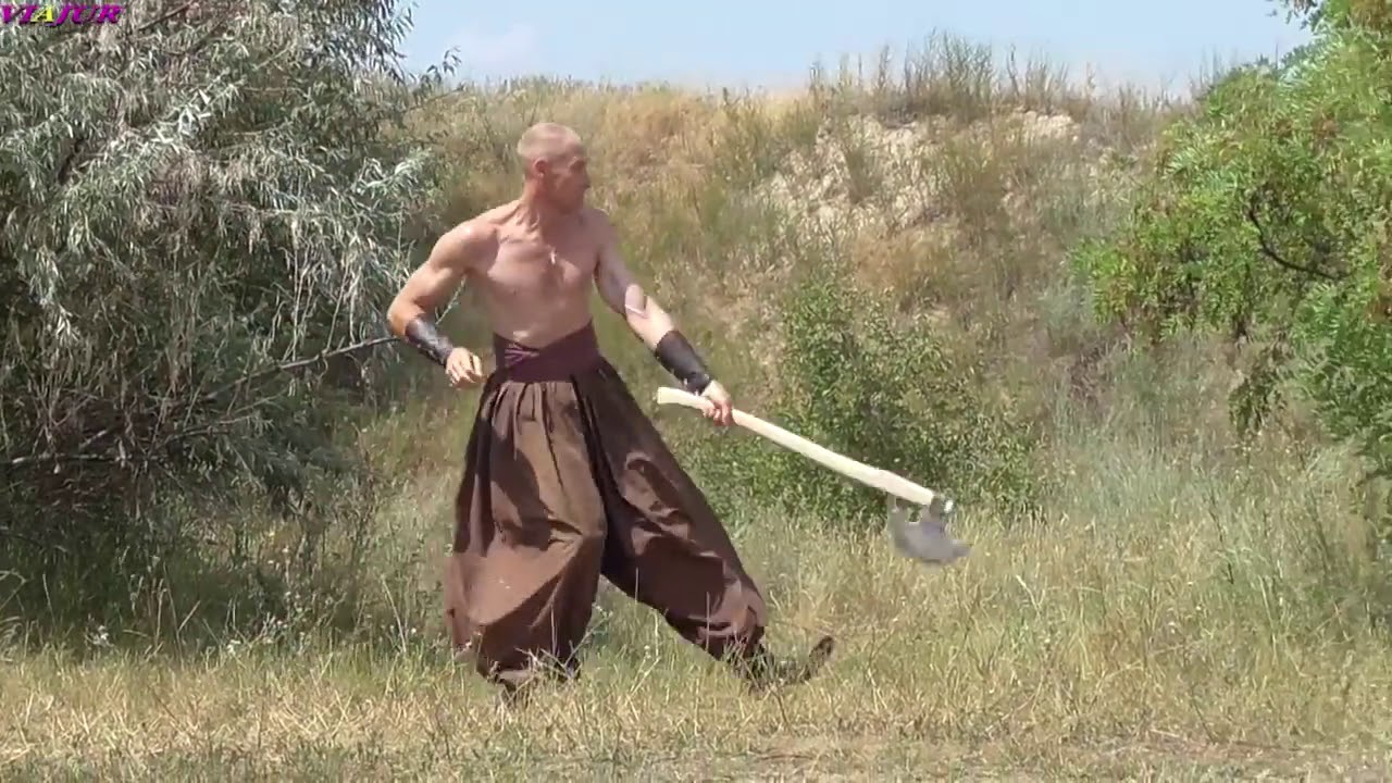 Cossack Ukraine Battle axe, HOPAK - YouTube