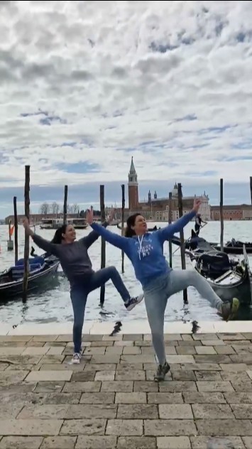 TOP NOTCH GABRU choreo | Vicky, Kaptaan | Bhangra collab | Venice ...