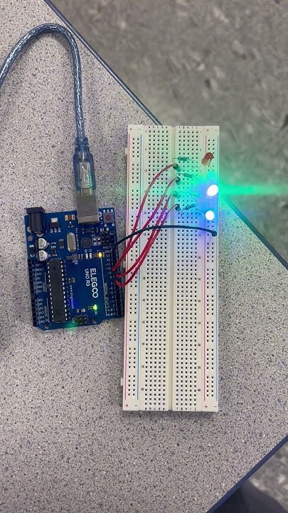 EE327 Introduction to Mechatronics - Lab 1 Question 2 Pt 2 (Arduino Uno) - YouTube