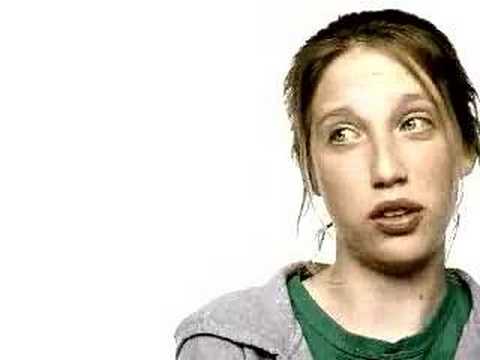 PLA Apple Switch ad - Ellen Feiss - YouTube