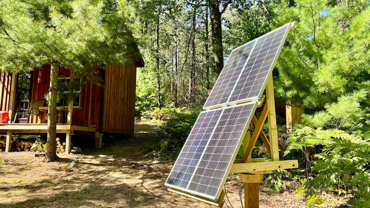 DIY rotating solar panel stand ... More Power !!! - YouTube