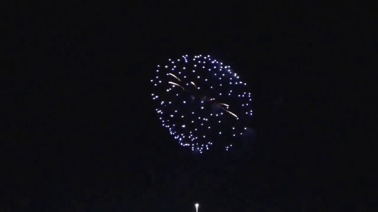 Mammoth lakes firework show - YouTube