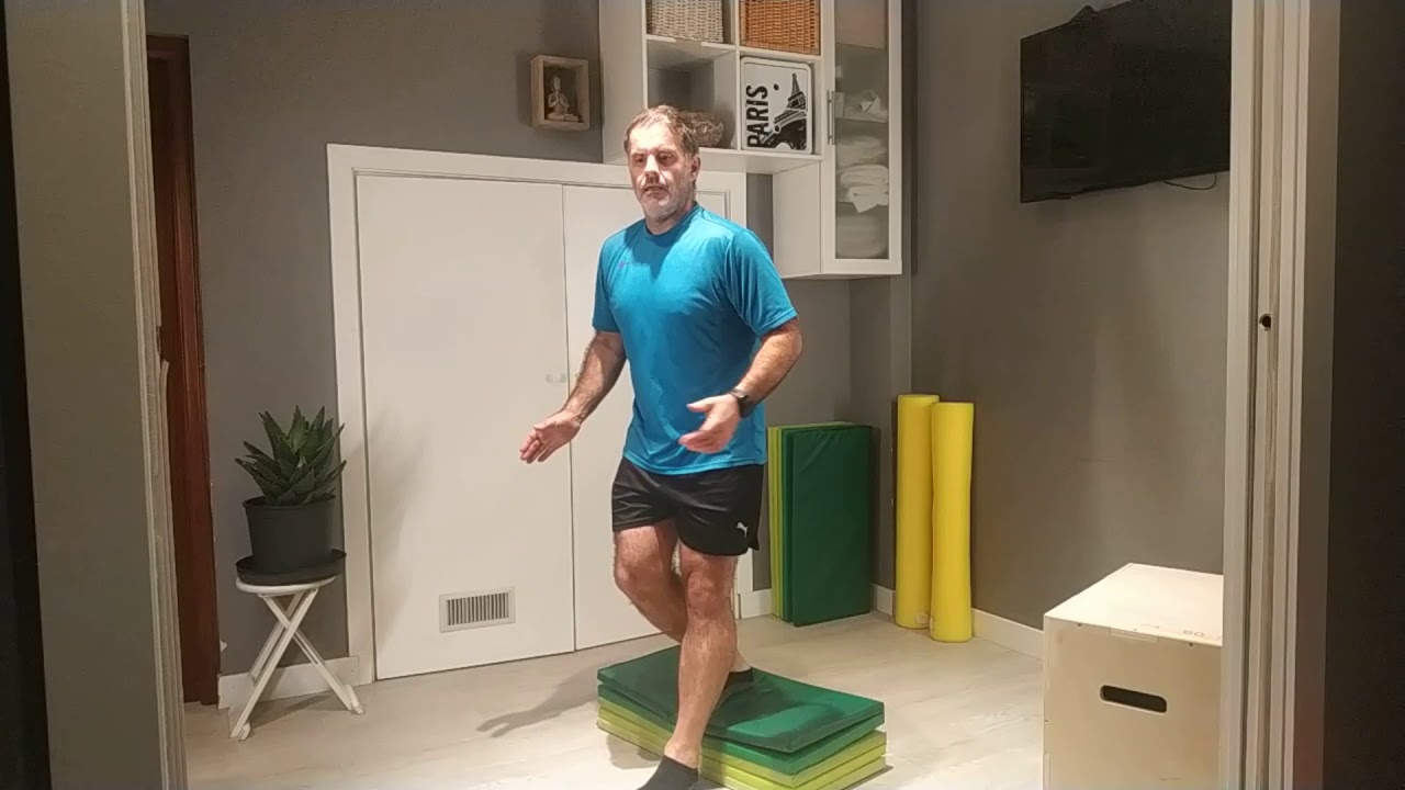 PILATES CON STEP - YouTube