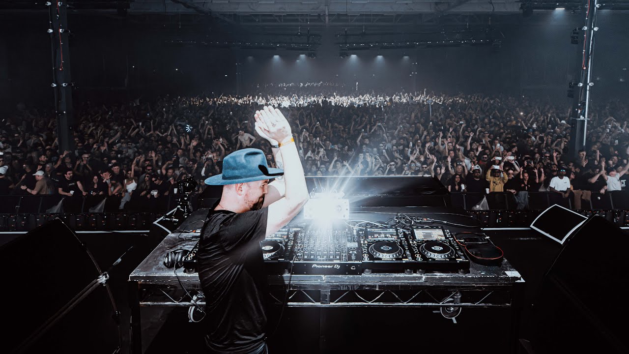 Kölsch live from Drumcode London at Drumsheds - YouTube