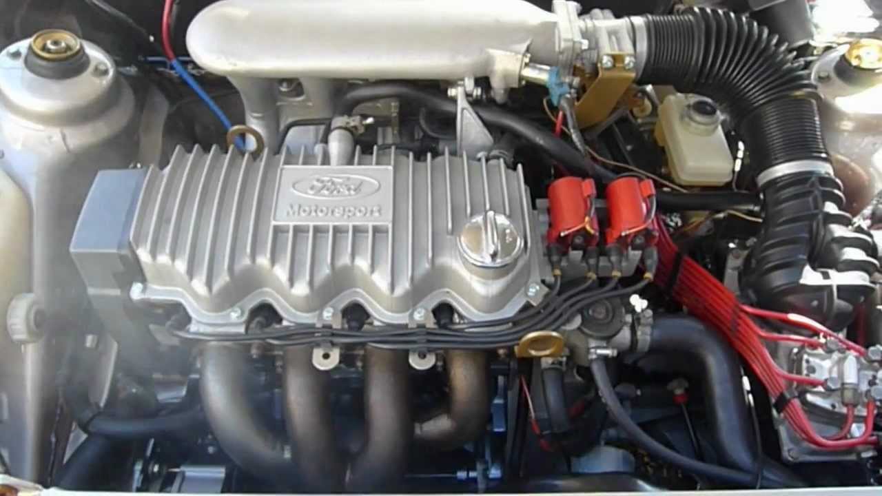 Ford Escort RS1600i by Megatorus (1er démarrage du moteur) - YouTube