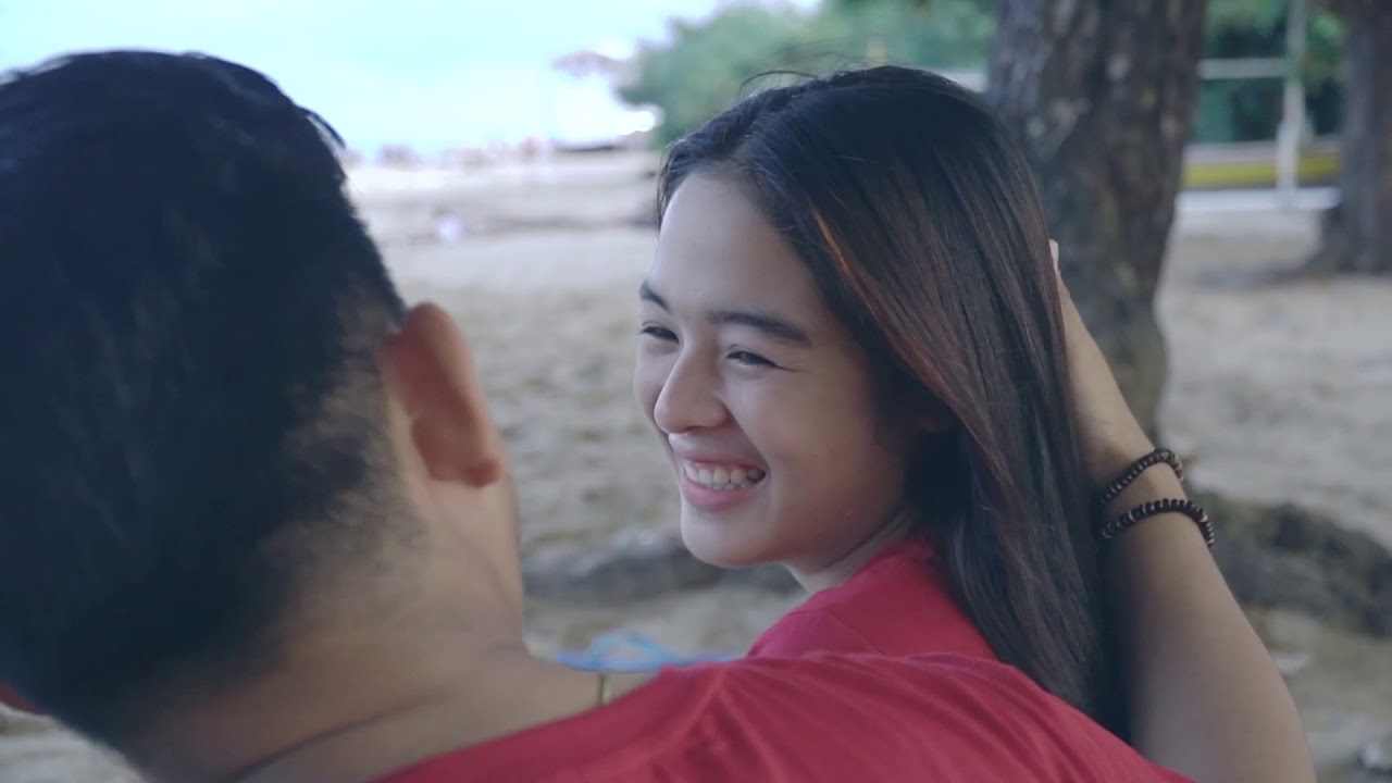 Rawikara Band - Melupakanmu ( Official Music Video ) - YouTube