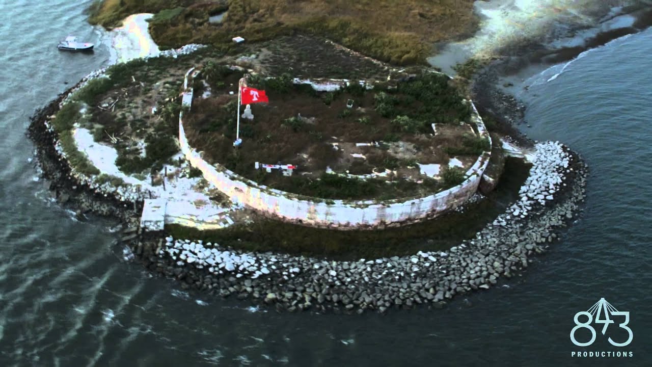 Castle Pinckney - YouTube