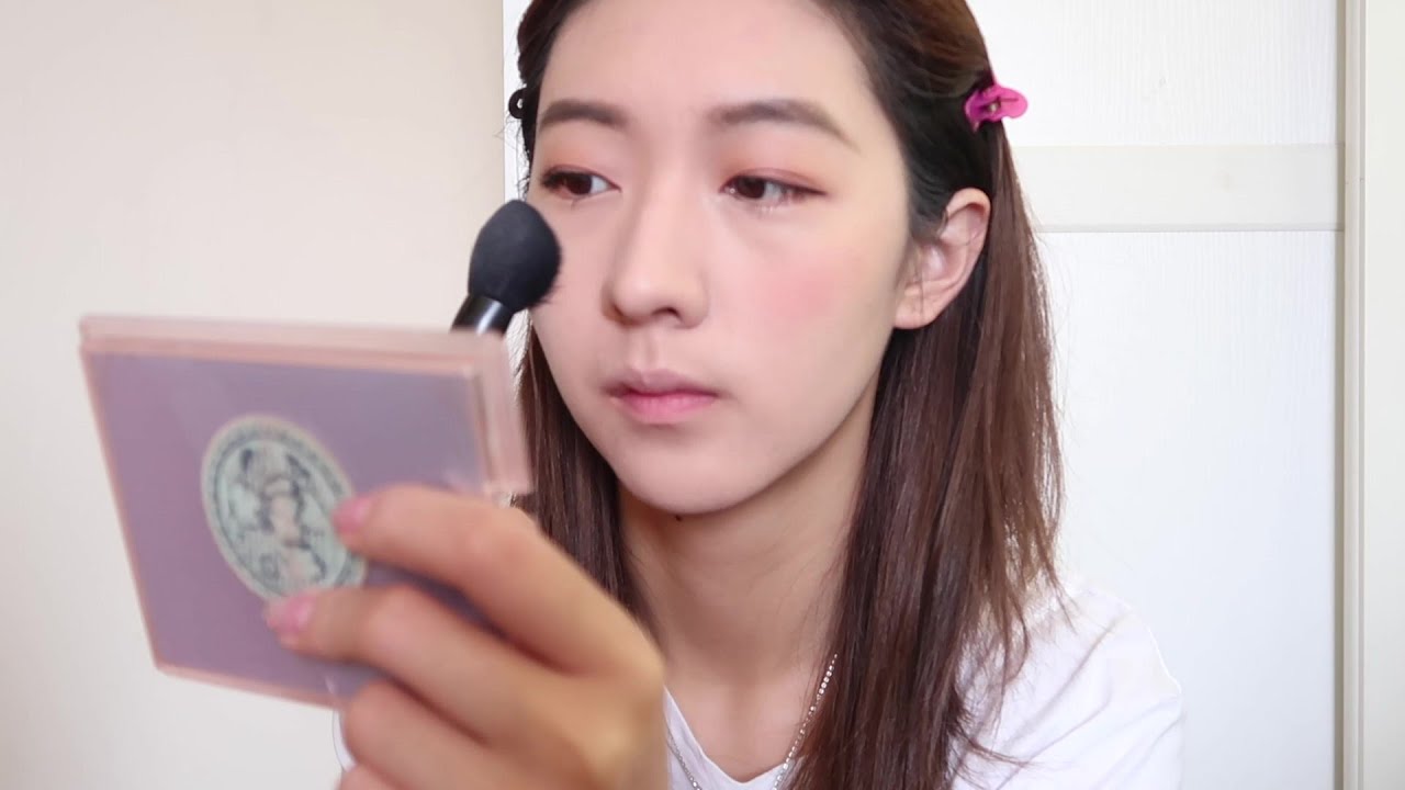 【EmilyWong】学生党必看⧸用欧美开价彩妆完成的妆容⧸日常又简单 - YouTube