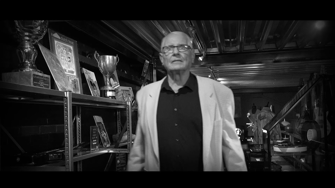 Pete Baker - When you walk in the room - YouTube